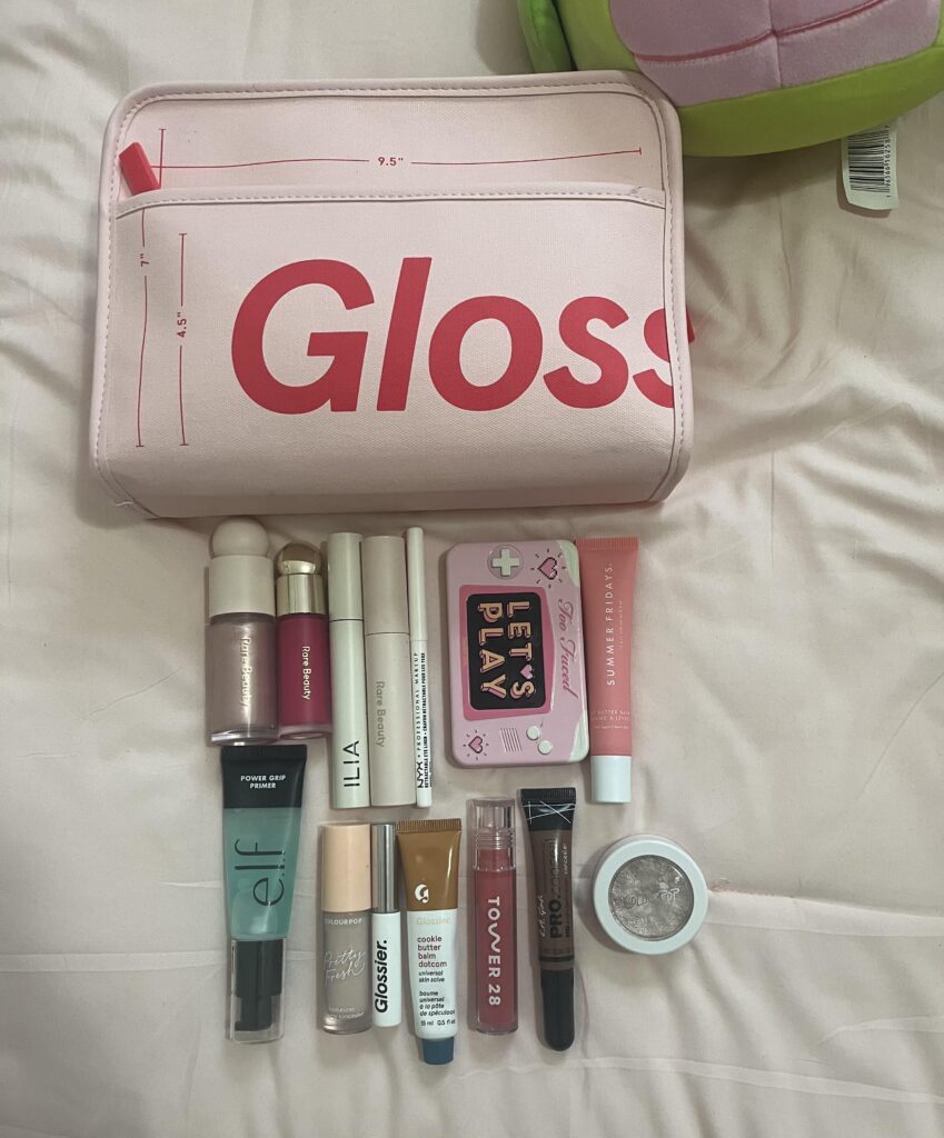 Can Makeup Go In Carry On ? - My Glow Journey