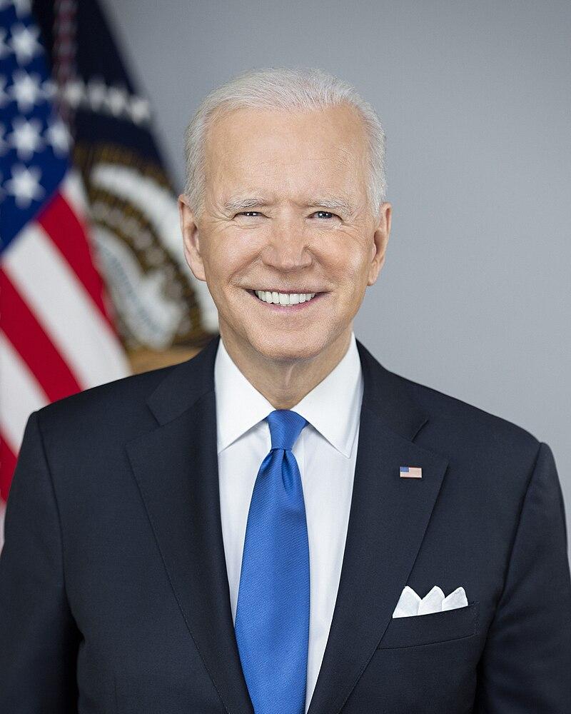 Is Joe Biden Wearing Makeup ? - My Glow Journey