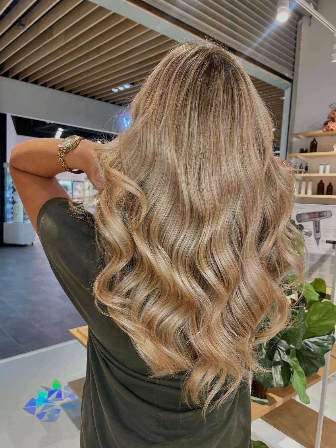 How To Make Blonde Hair Color With Paint ? - My Glow Journey